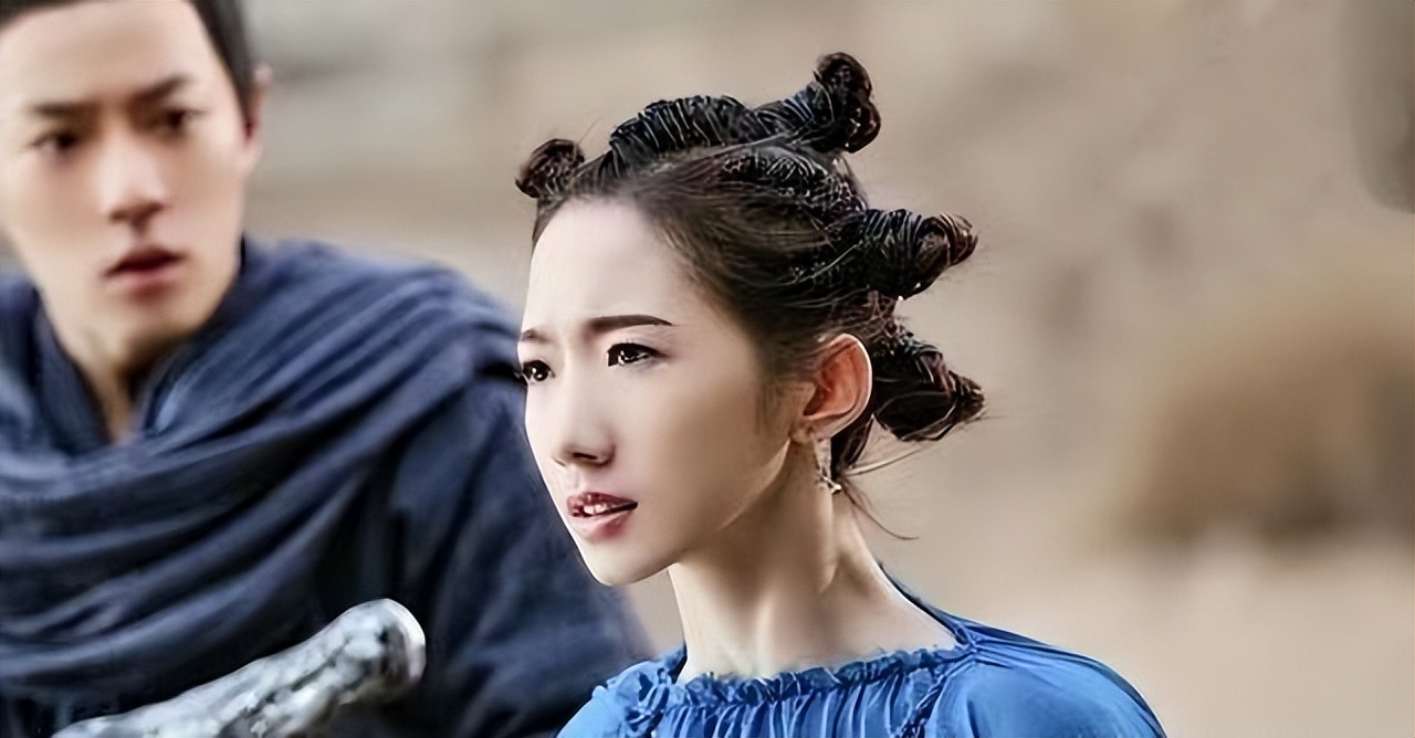 Laughing dead, without a single masterpiece, but being praised as the ...