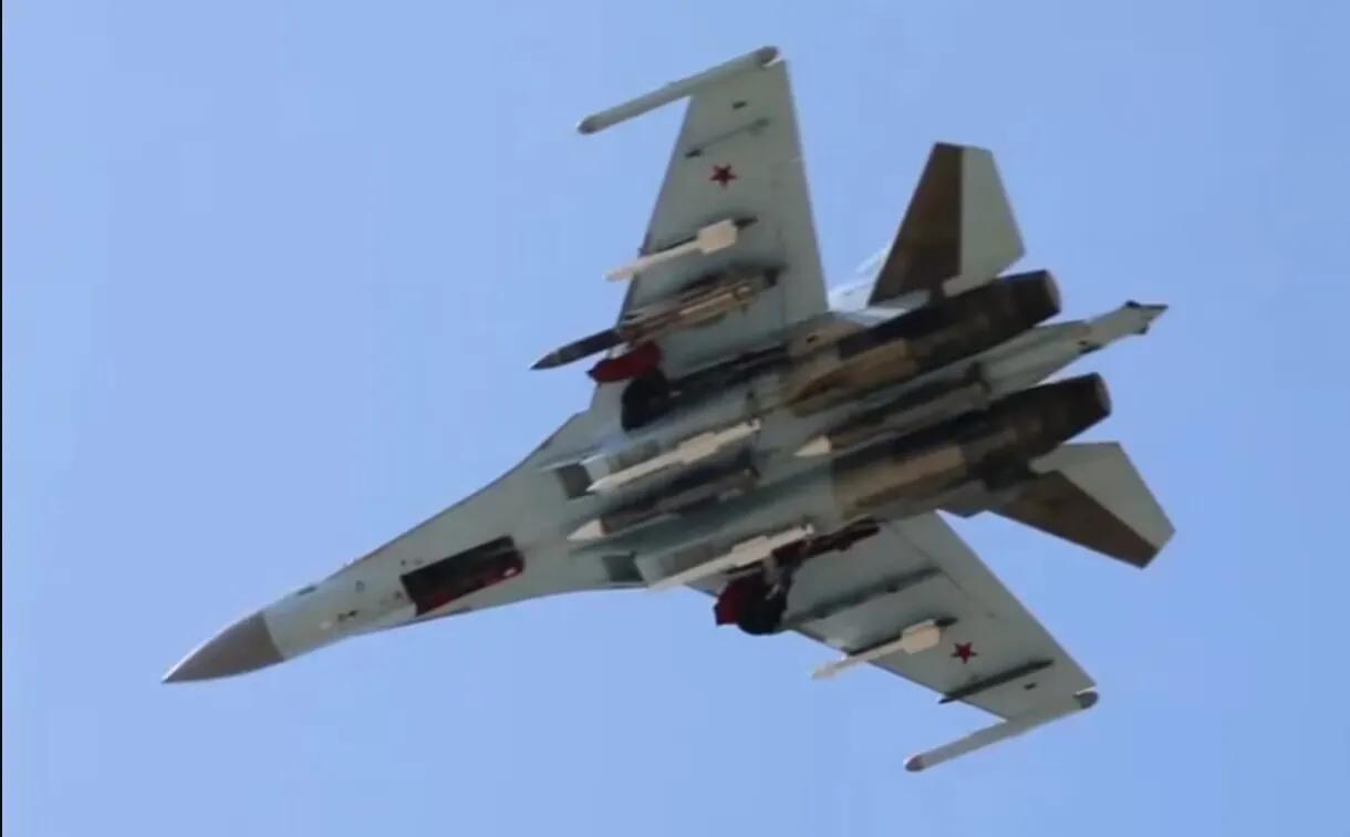 The Russian Air Force showed its strength, and the R-37M ultra-long-range missile shocked the ...