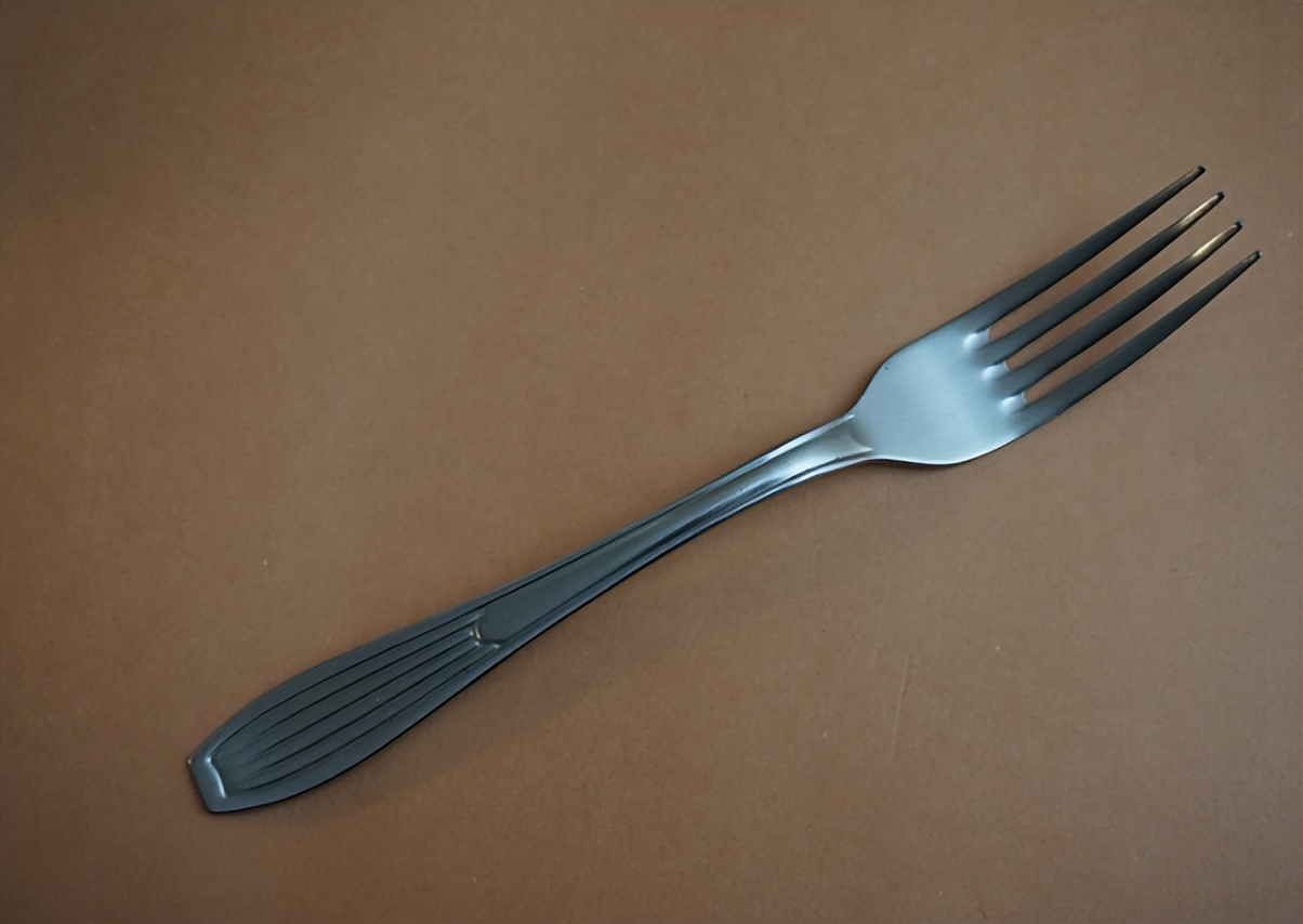 "Forks: From Prehistoric Tool to Table Superstar, Exploring the Metal ...