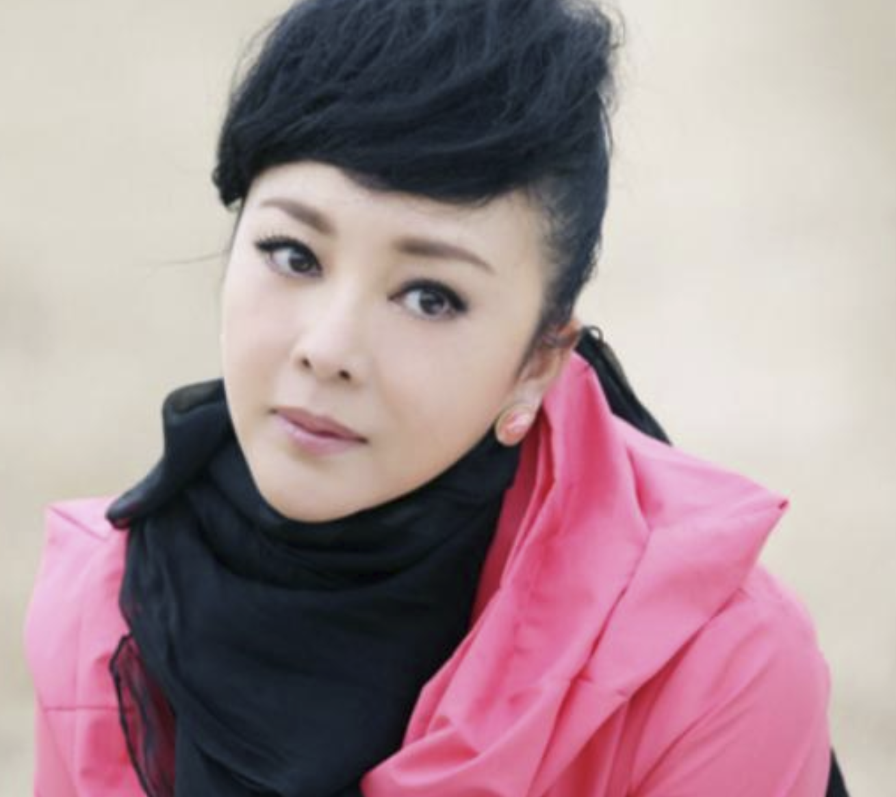 Liang Li: A marriage that went out of the house, her ex-husband passed away, and it is difficult ...