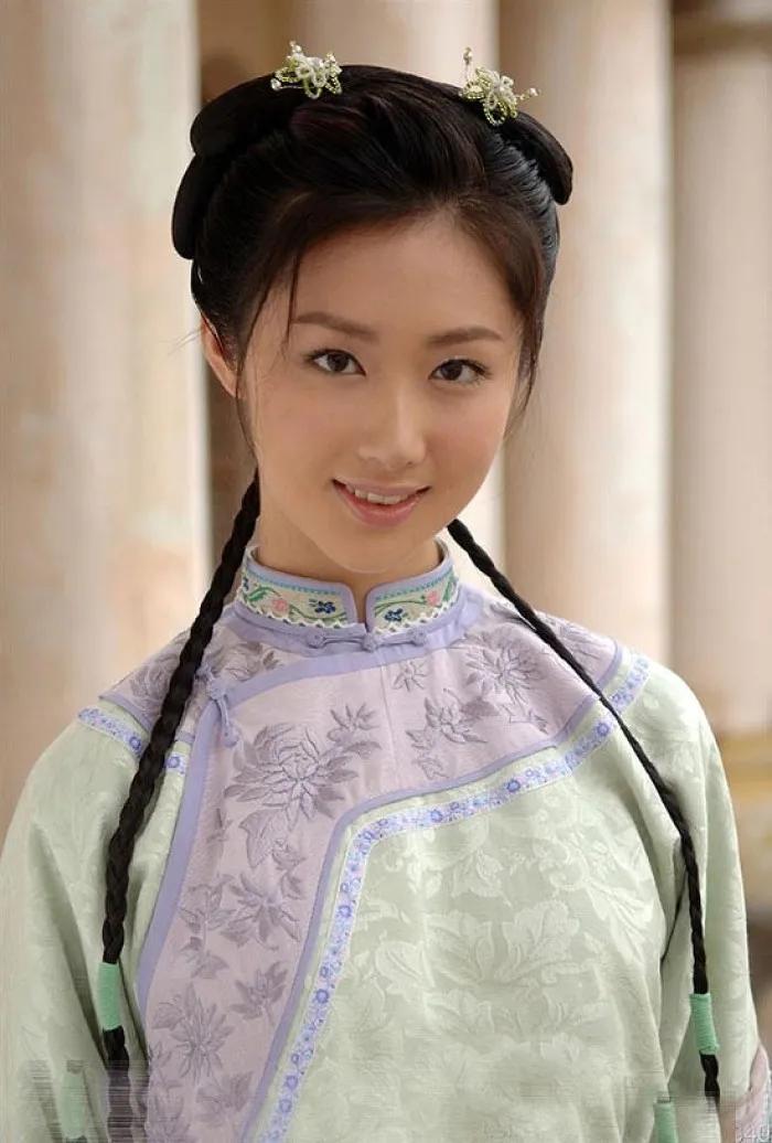 Actress Tu Liman wears ancient costumes - iNEWS