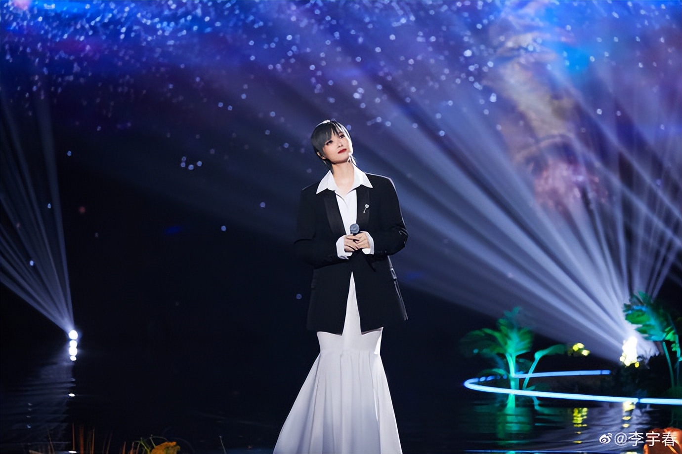 After three years, Li Yuchun finally released a new album, and the ...