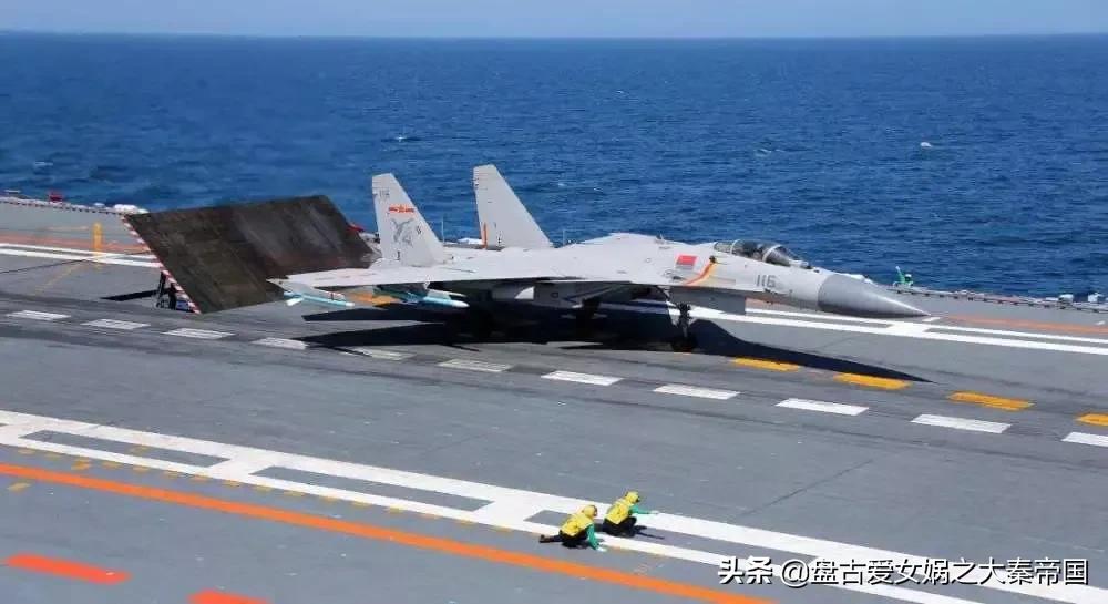 The world's most advanced carrier-based aircraft take-off method is in ...