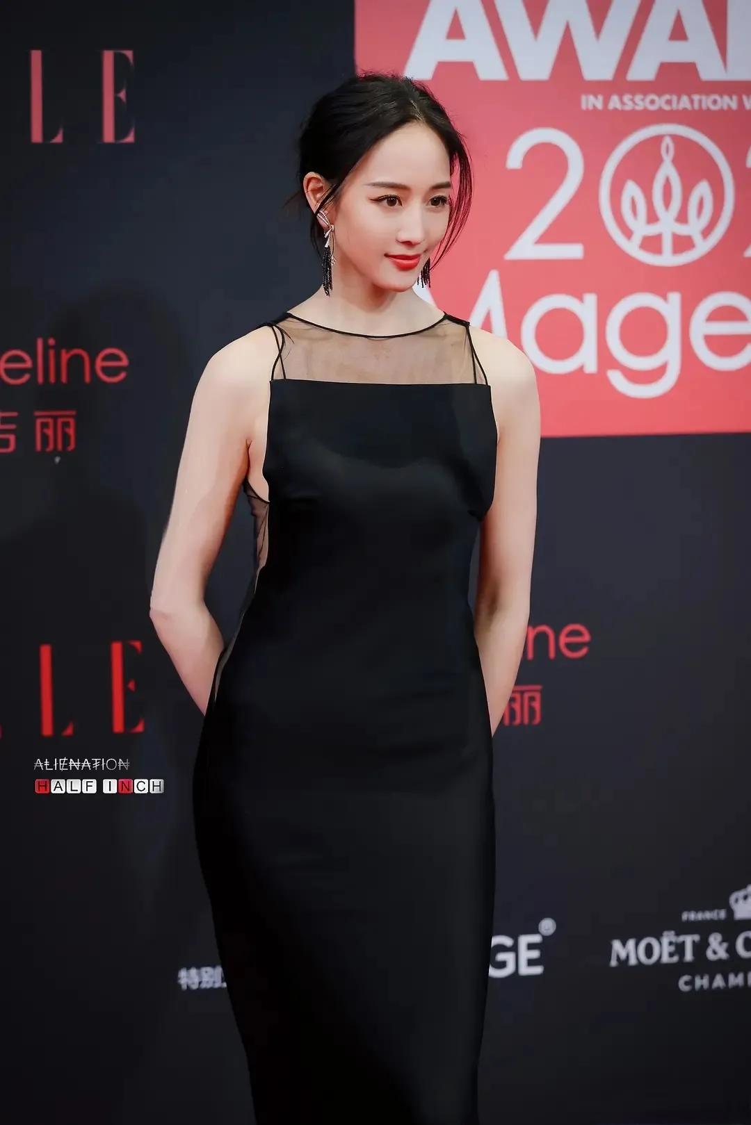 Zhang Junning is charming and moving - iNEWS