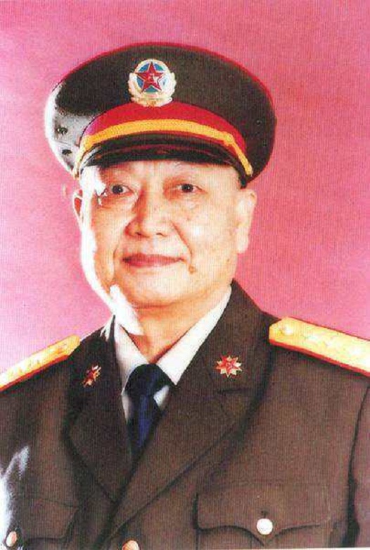 In 1983, Fu Quan had an army commander, and his partner was promoted ...
