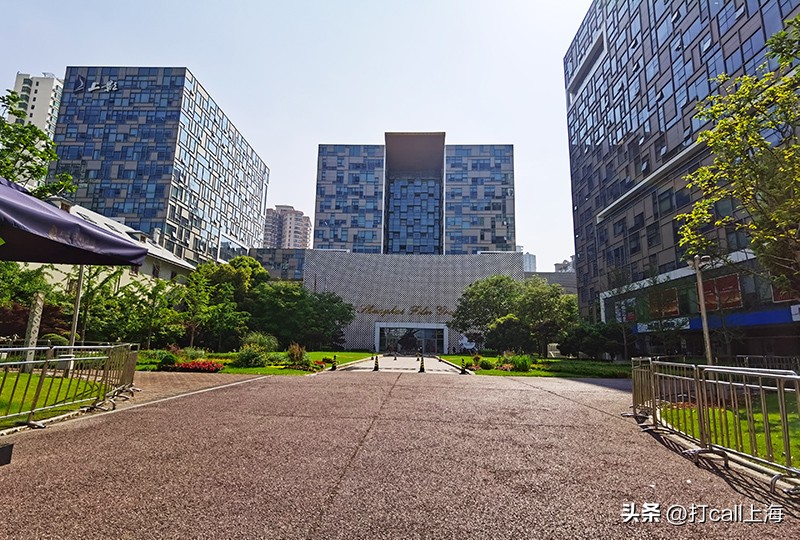 Walk into the film museum and discover the little-known people and ...