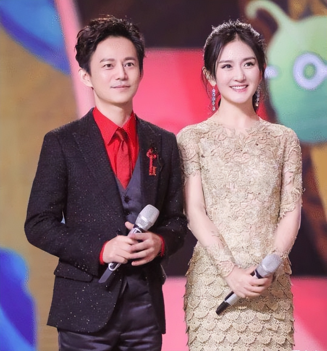 Zhao Liying took the initiative to show love to He Jiong, very ...