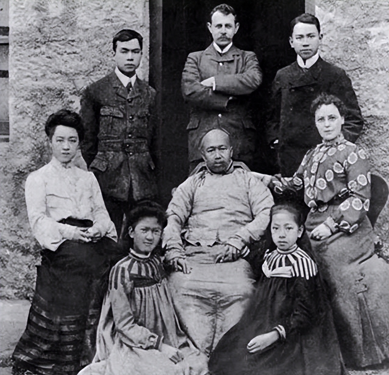 Take stock of what kind of person Kang Youwei was in modern history - iNEWS