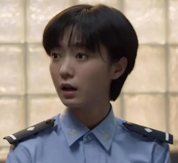 When he debuted, he played Jin Yong's martial arts, and now he has a ...