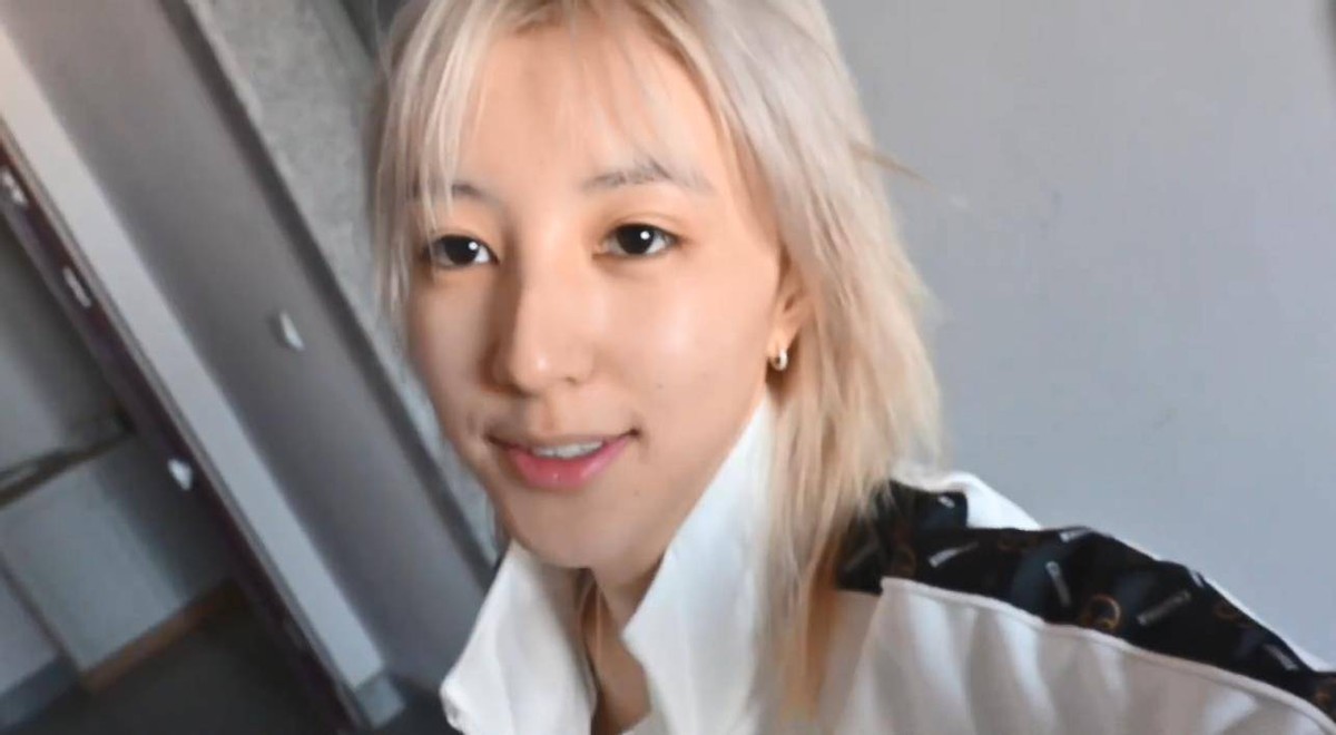 Hua Chenyu's gossip girlfriend is sick, hasn't showered for 8 days, the pillowcase is moldy and ...