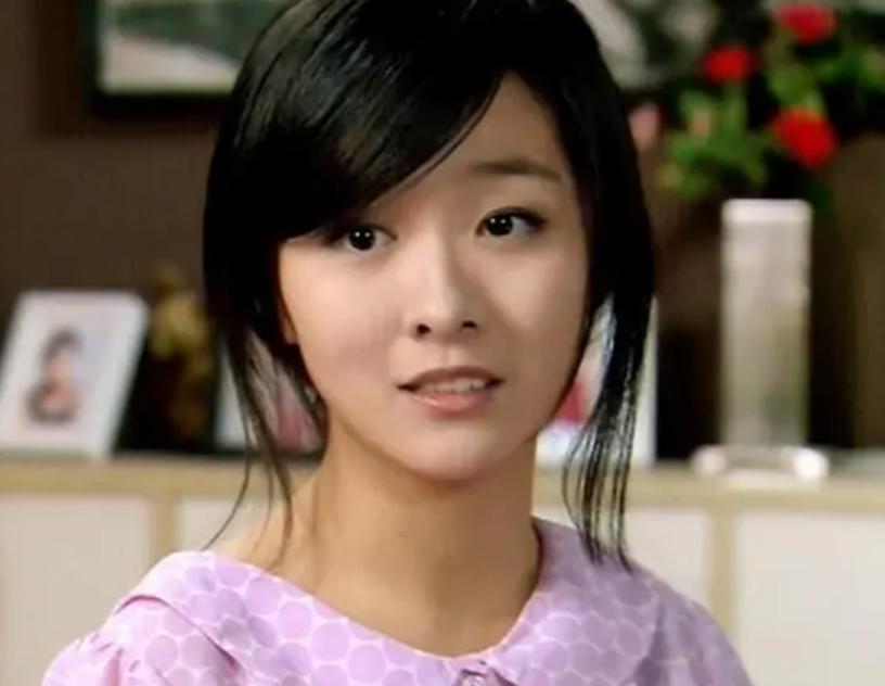 With Yang Mi's "Dongfeng", 31-year-old Jiang Ruijia finally caught fire, only 12 years later - iNEWS