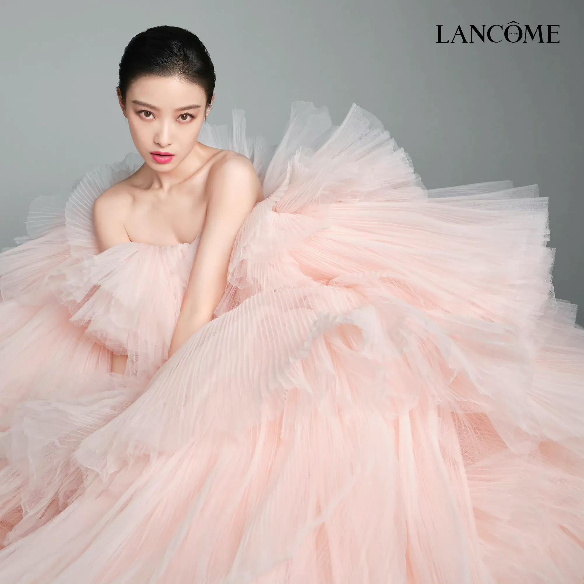 Ni Ni rose transitions to a blockbuster, the style is changeable, the ...