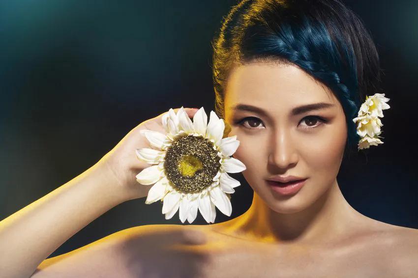 Bai Qinglin, famous actress - iNEWS