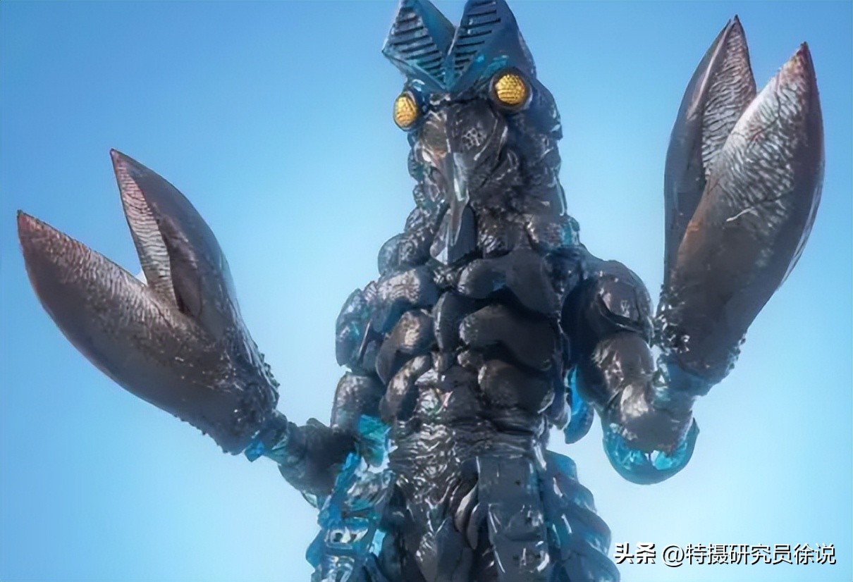 The powerful genes of the Baltan Stars! Anatomical diagram of Baltan ...