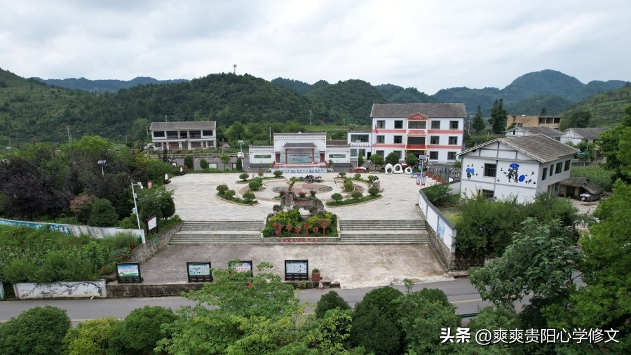 Xiuwenyan Yingshan Village: More than 300 summer vacationers experience ...