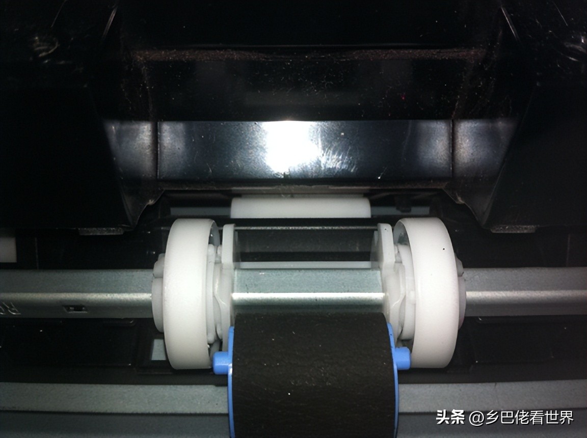 An example of paper jam problem in CP1025 printer - iNEWS