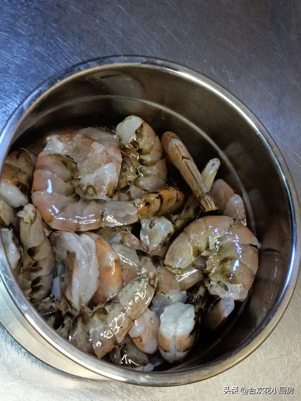 Shrimp is delicious and crispy like this, so delicious that there are ...