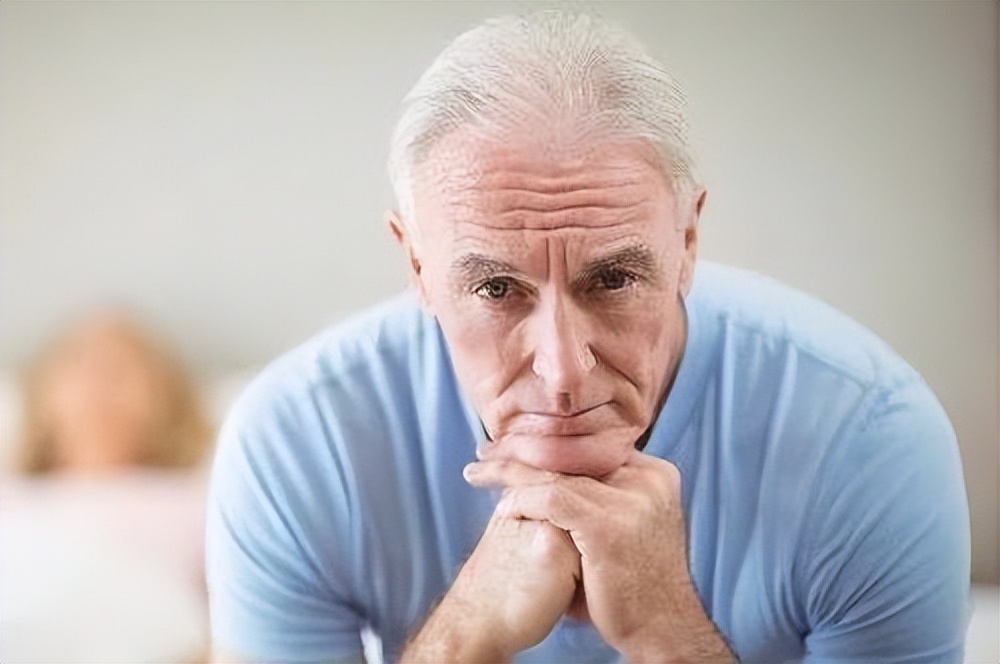 When do men enter menopause?These 5 symptoms of the body may indicate a ...