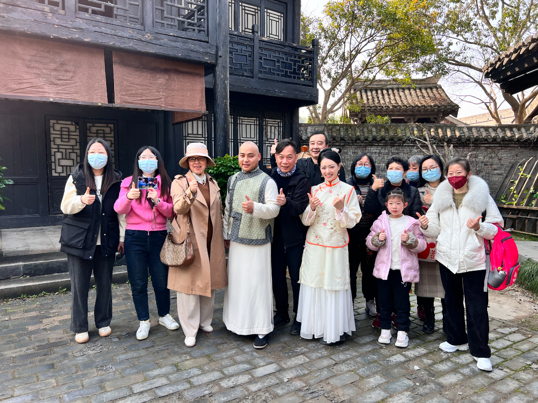 For fans to visit the class, the film series "Legend of Pao Ding" is ...