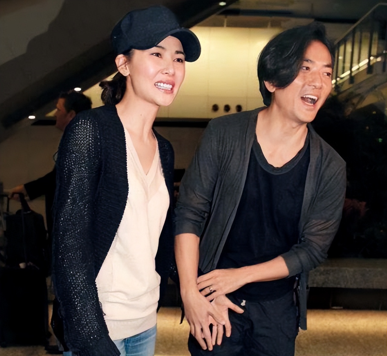 Chinese idol becomes Japanese? Ekin Cheng held a concert in Macau, and ...