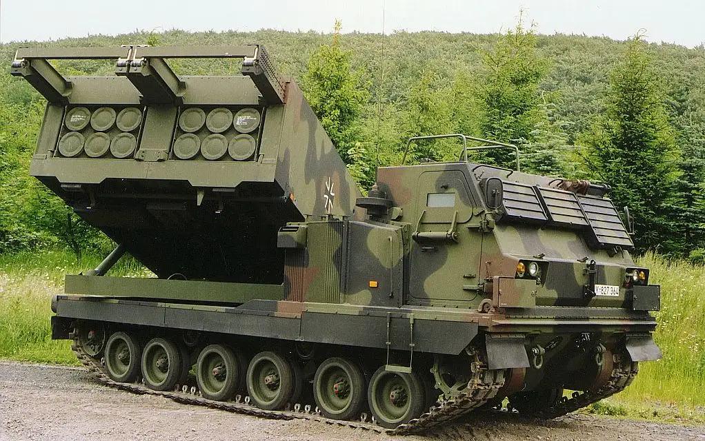 Short-range missiles and long-range rocket launchers - iMedia