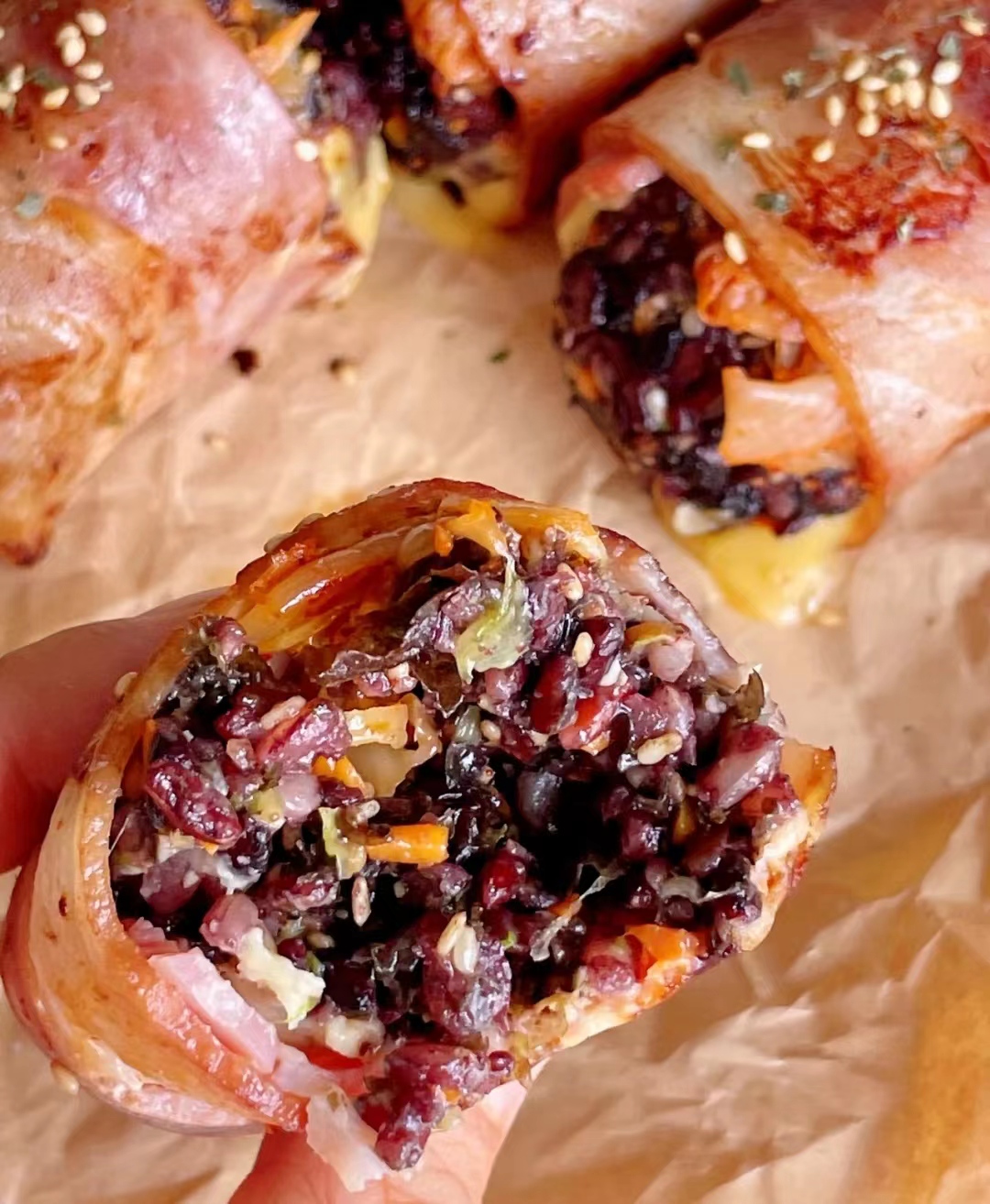 Multigrain Cheesy Bacon Seaweed Rolls - iNEWS