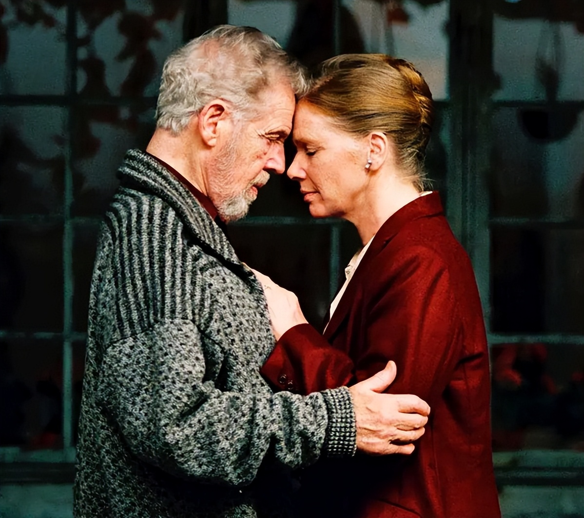 Liv Ullman's mother-daughter collaboration, how can they become enemies ...
