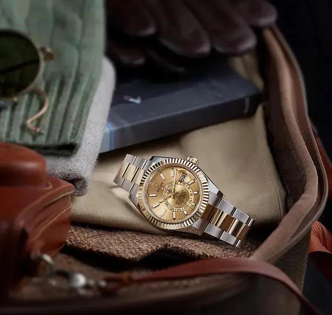 How much does your watch hold its value? - iNEWS