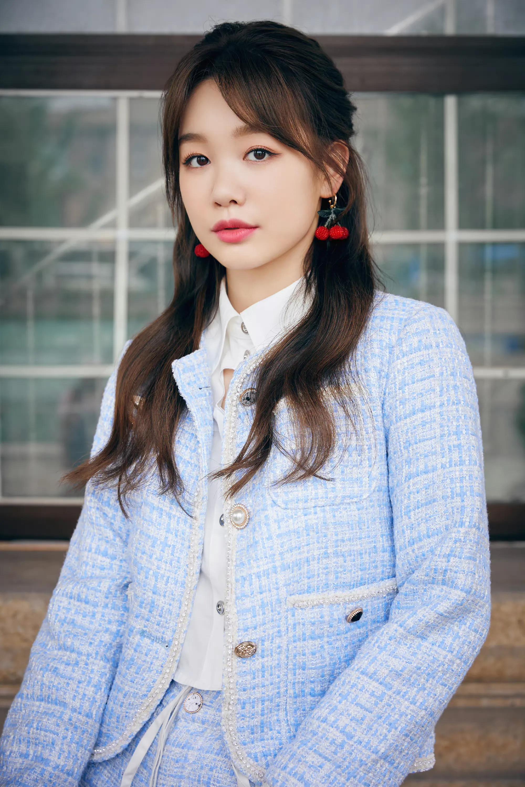 Beautiful picture of Xu Mengjie - iNEWS