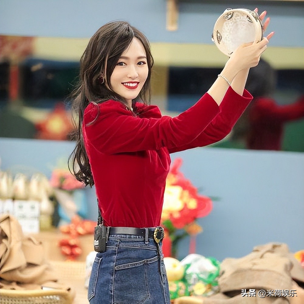 Tang Yan appeared on variety shows at the age of 40 like a girl, how ...