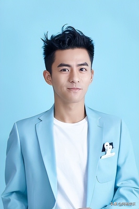 Zhang Zhilu, who debuted as a 7-year-old child star, is known as "Little Peng Yuyan" and has now ...