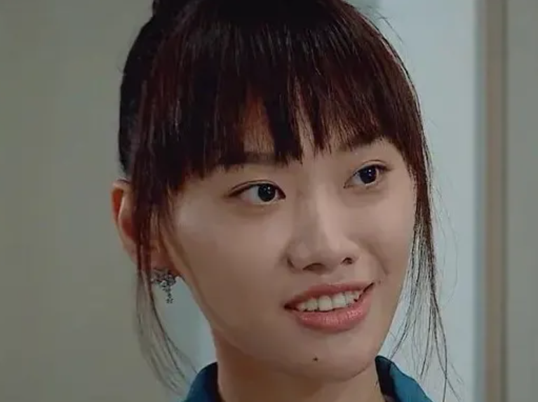 Qiu Shuzhen stopped her 18-year-old daughter from becoming a star ...