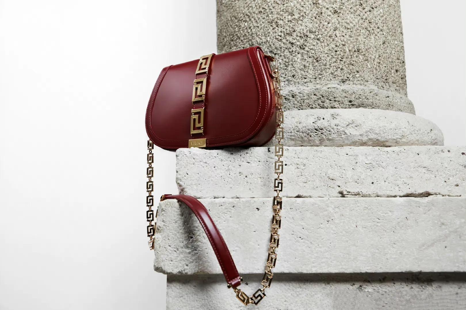 Versace 2022 autumn and winter series appreciation - iNEWS