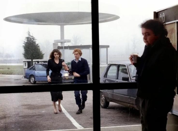 Fragmentation in "Famous Carmen" tells the story of postmodernism's ...