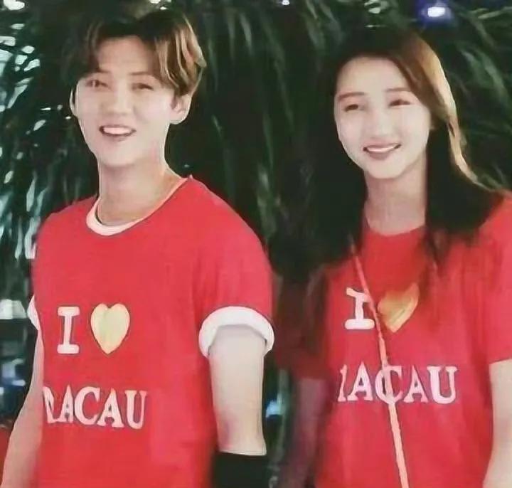 Luhan Guan Xiaotong couple same style - iNEWS