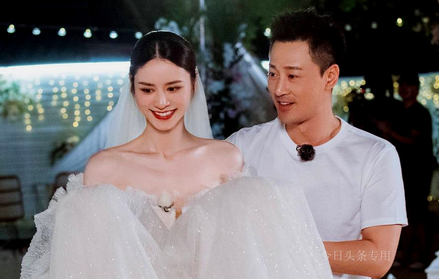 The photo of Lin Feng's wife Zhang Xinyue's birth was exposed. She is ...
