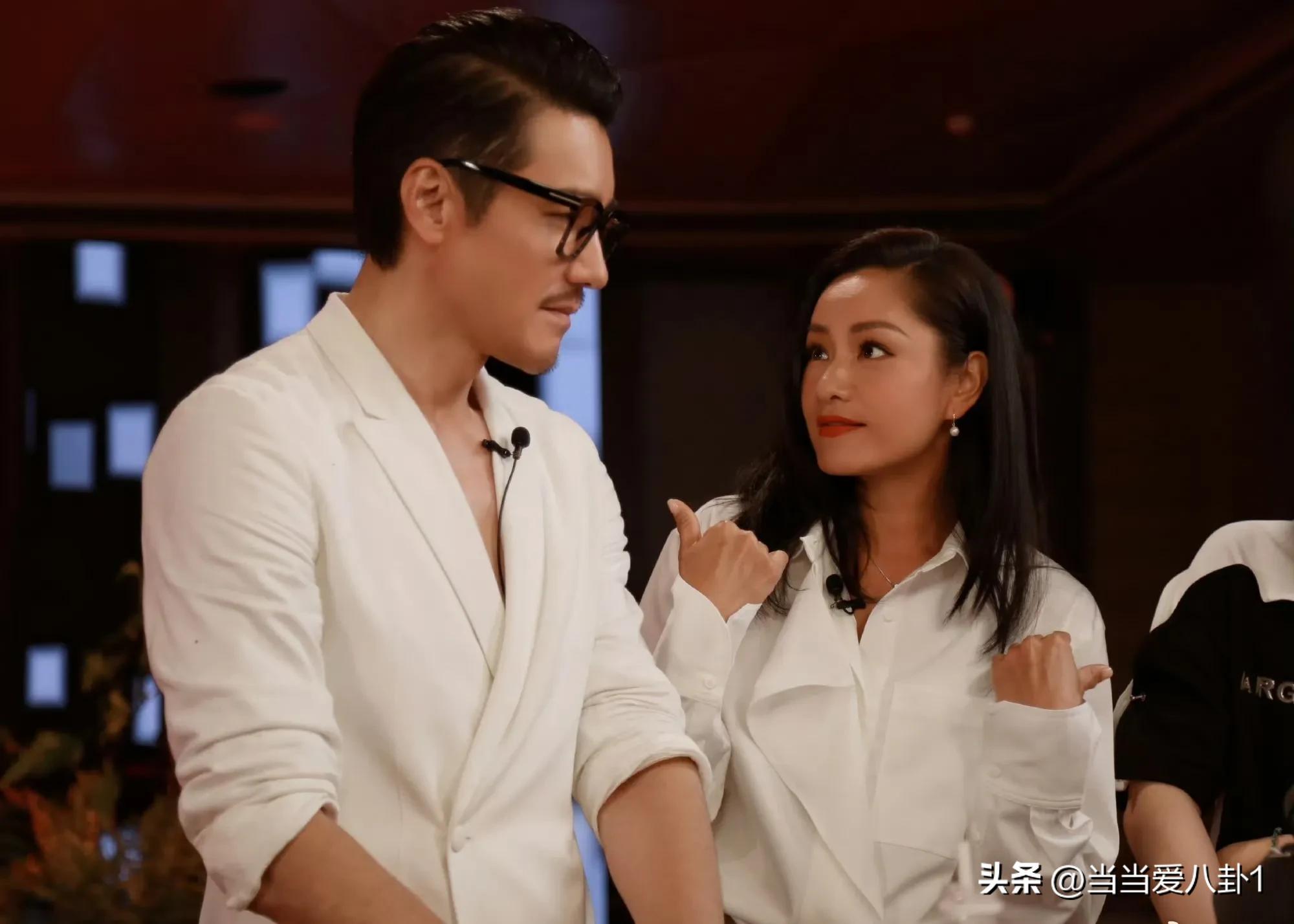 The first-generation supermodel CP Hu Bing and Qu Ying joined the ...