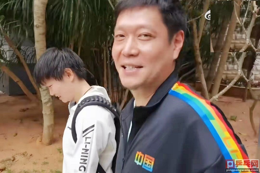 The new coach Qiu Yike guides Sun Yingsha, the old mentor Yang Guangdi ...