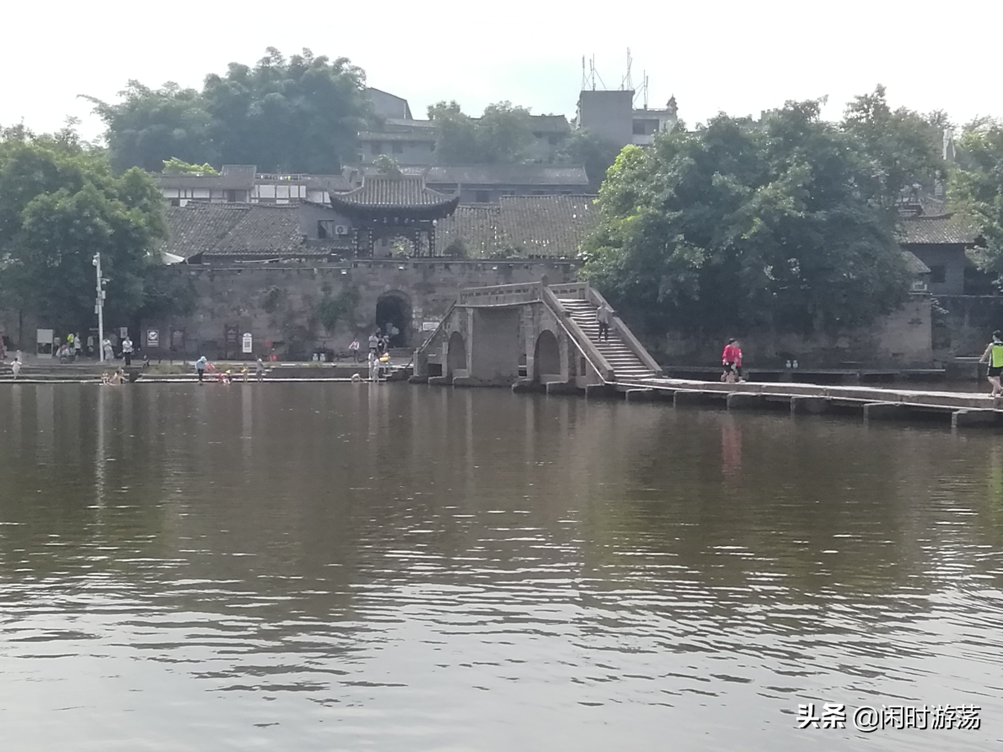 Chongqing Rongchang Wanling Ancient Town - iNEWS