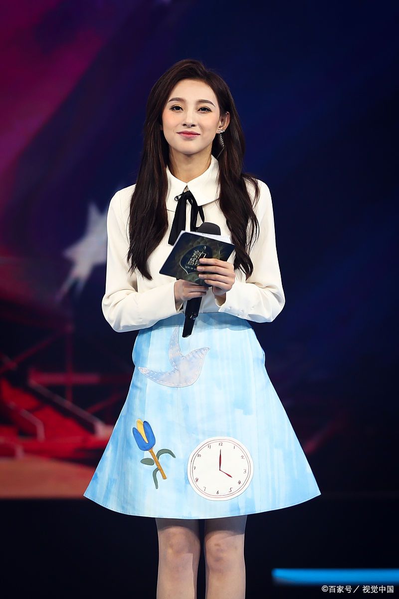 CCTV's first sister "successor" Ma Fanshu: looks "beautiful as a fairy ...