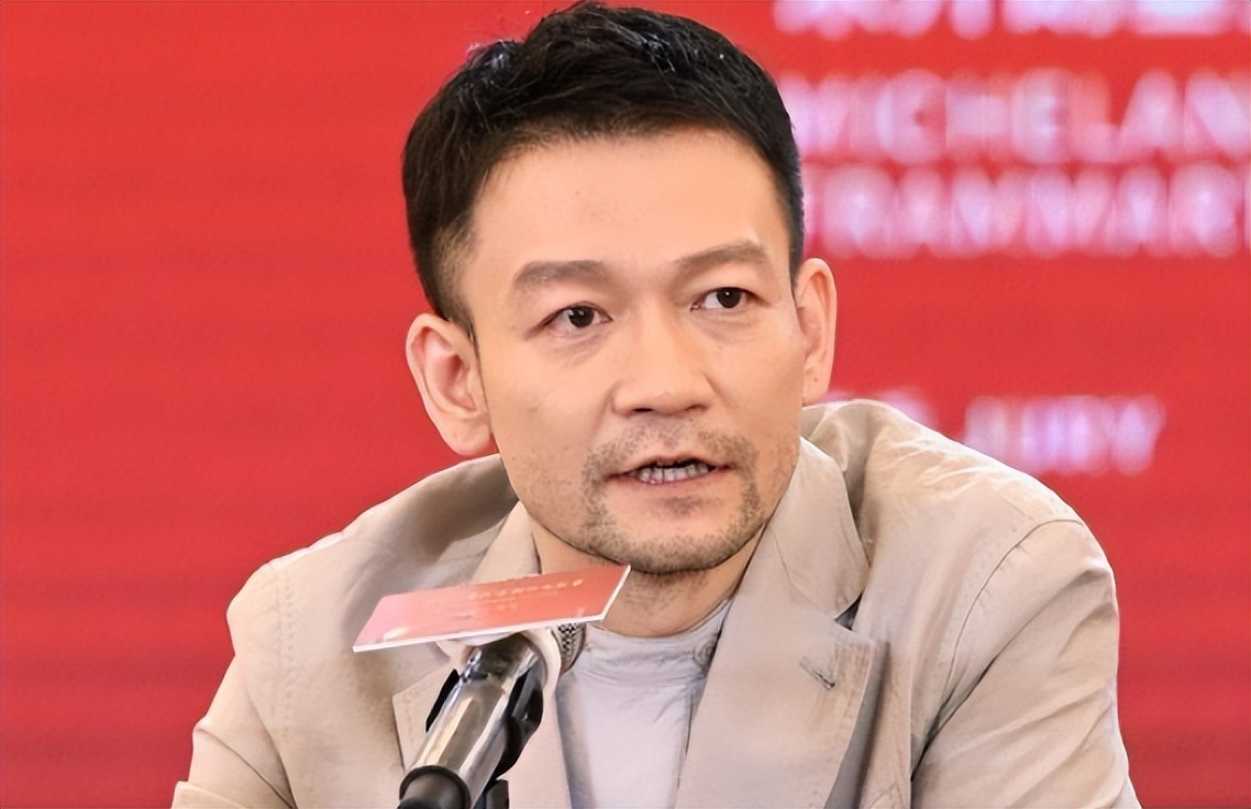 Wu Jing 2 refused the beauties to hold hands, and the director shouted ...