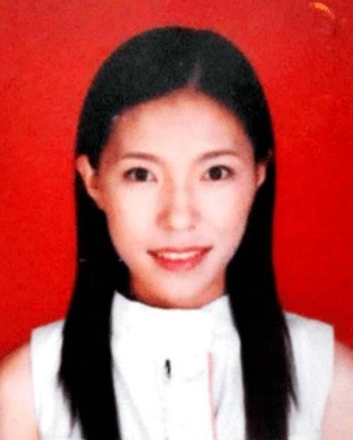 A Chinese female singer went missing in Singapore and kept appearing in ...