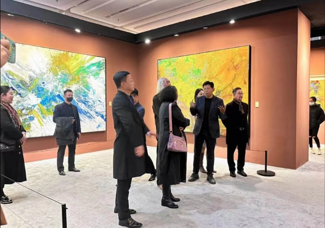 CCTV host Zhu Jun's recent photo exposure - iNEWS