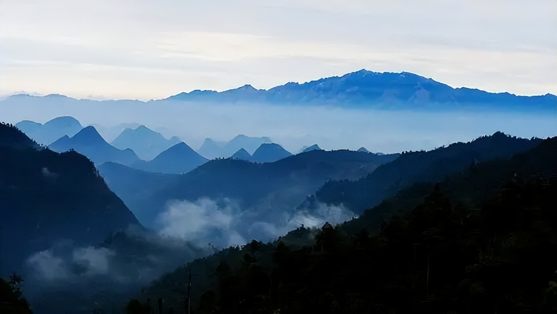 The Basin of the Nanling Mountains Constrains the Surrounding Climate ...
