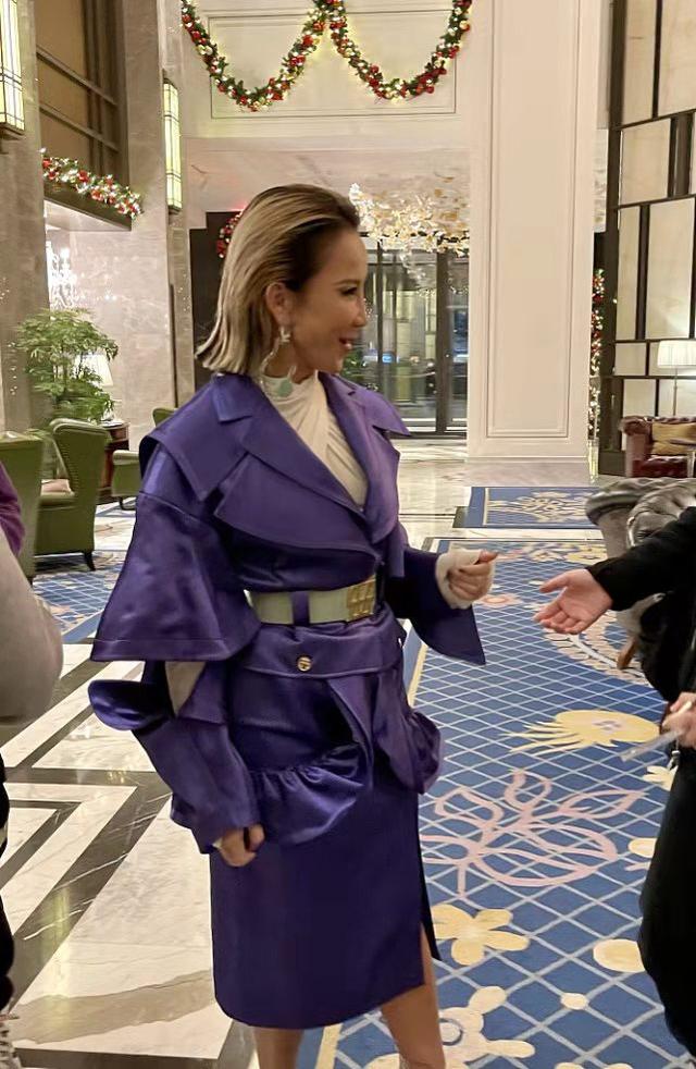 The queen of music, Coco Li, attended the brand event, wearing a long ...