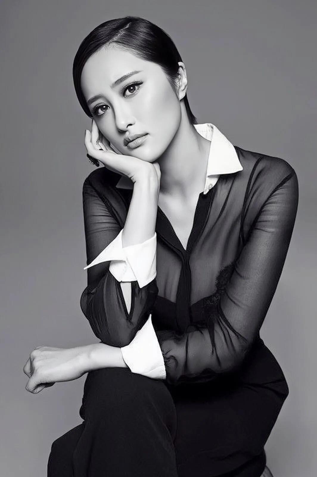 Mainland actress - Li Xinru - iNEWS