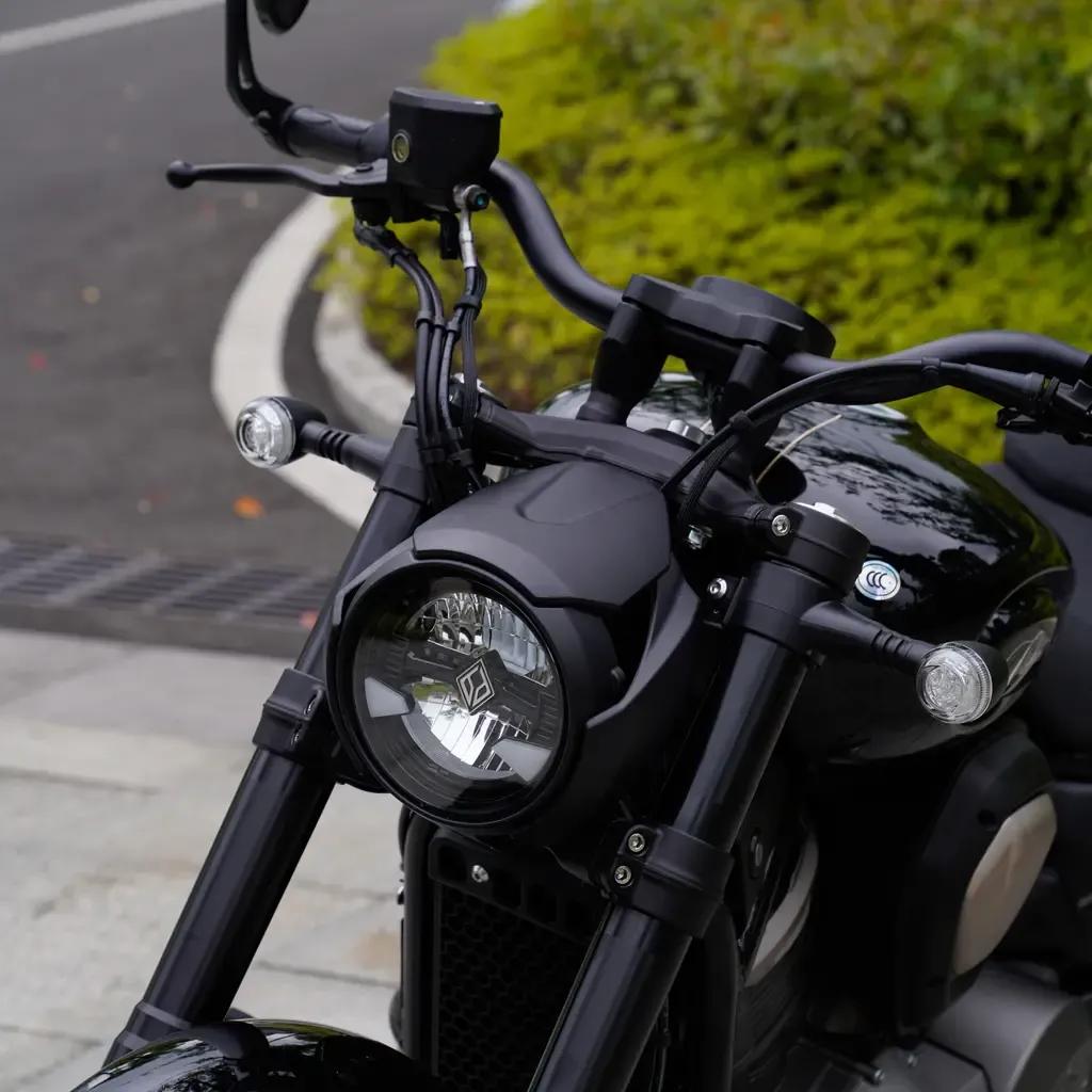 Domestic involution enters white heat Benda Chinchilla 450 - iMedia