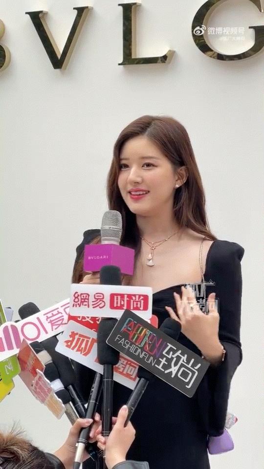 Star picture Zhao Lusi - iNEWS