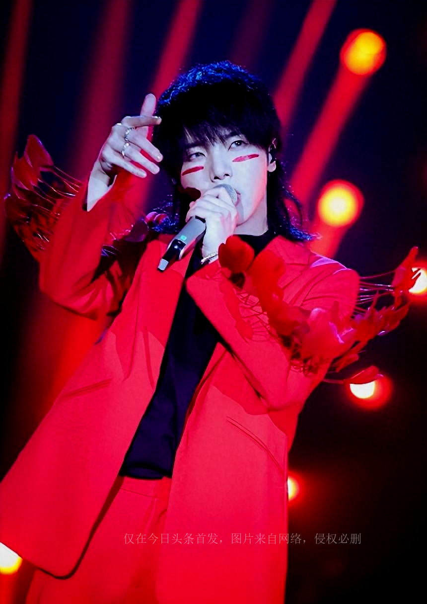 Is the last name "Hua" in the Chinese music scene? The top-rated "Mars ...