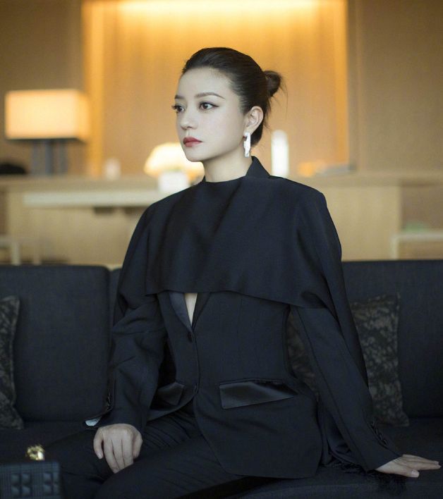 The 47-year-old Zhao Wei, from "Chinese Superstar" to "No Such Person ...